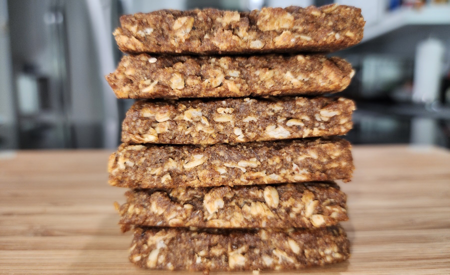 Mother-daughter duo creates 100% natural bars | Snack Food & Wholesale ...