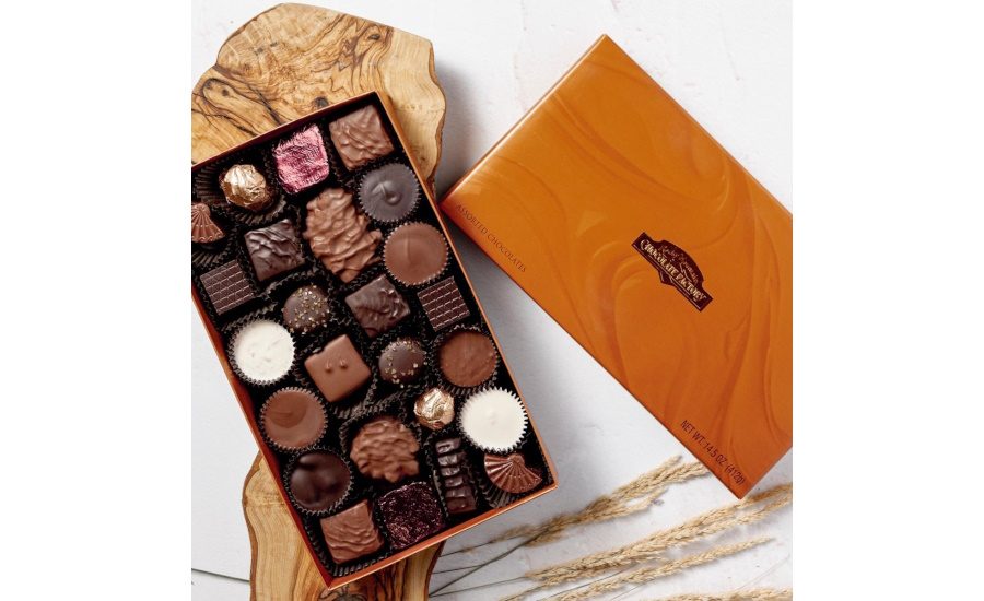 Rocky Mountain Chocolate Factory opens prototype store | Snack Food ...