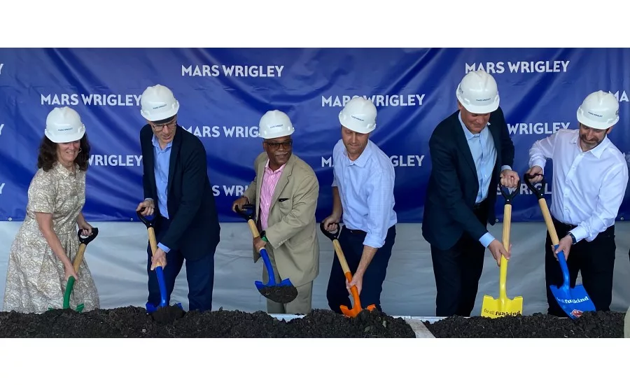 Mars Wrigley breaks ground on Chicago innovation hub | Snack Food ...